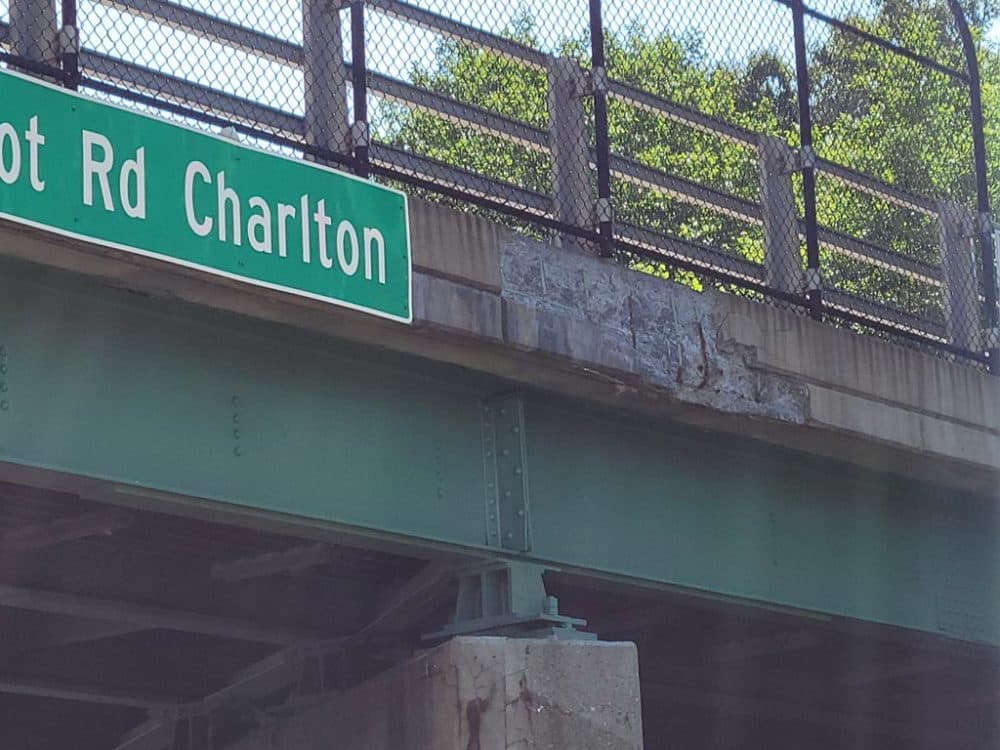 Traffic Snarled After Overpass Debris Falls Onto I 90 Wbur News
