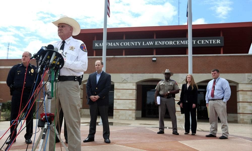 Officials Investigate Prison Gang Links In Texas, Colo. Murders | Here ...