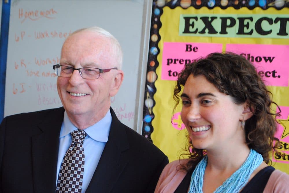 Boston Science Teacher Wins $25,000 Teaching Award | WBUR News