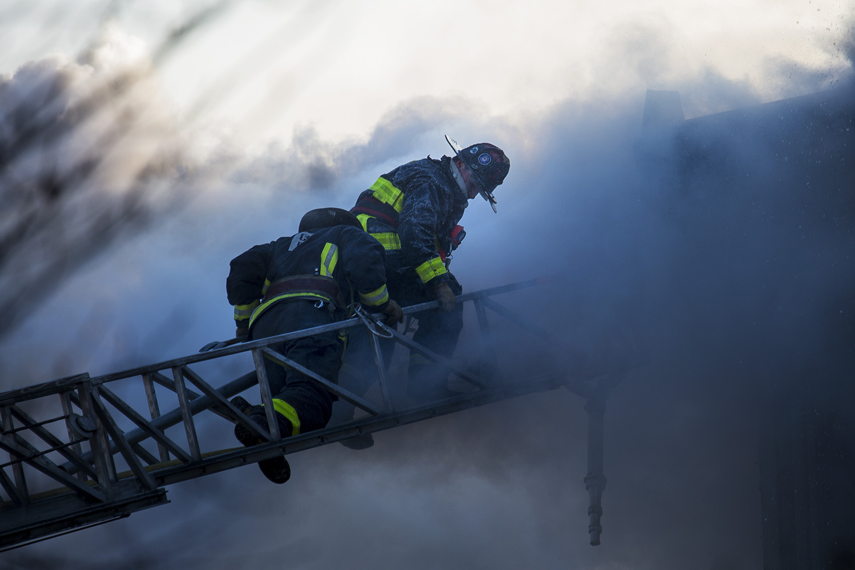 Boston Firefighters Douse 6-Alarm Fire In Charlestown, Cause Under ...