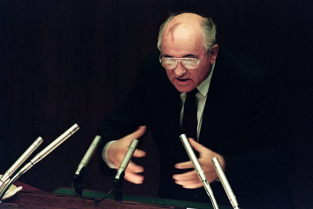 Christmas Day 1991: The Resignation Of Mikhail Gorbachev | Here & Now