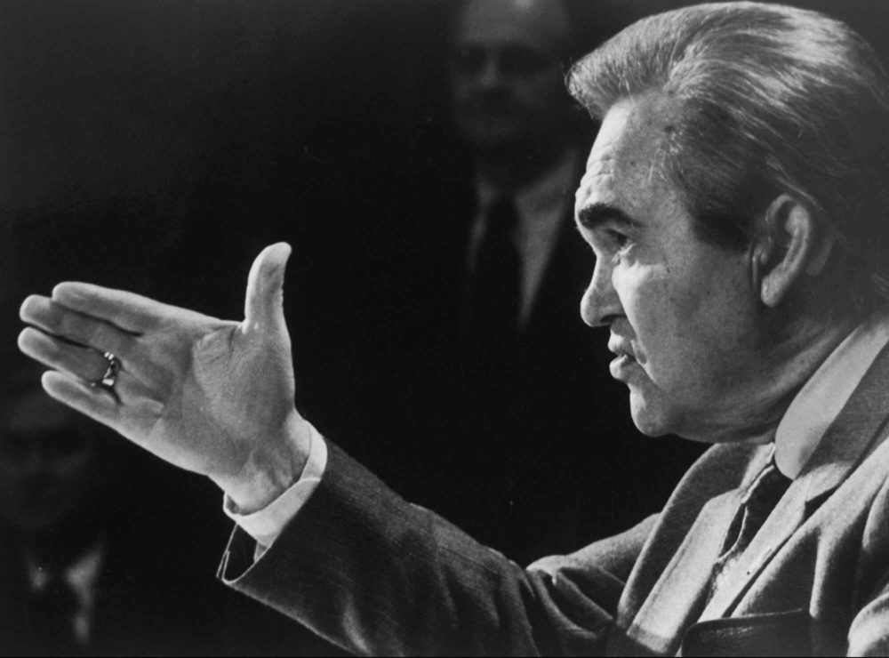 How Trump's Campaign Echoes That Of Segregationist George Wallace ...