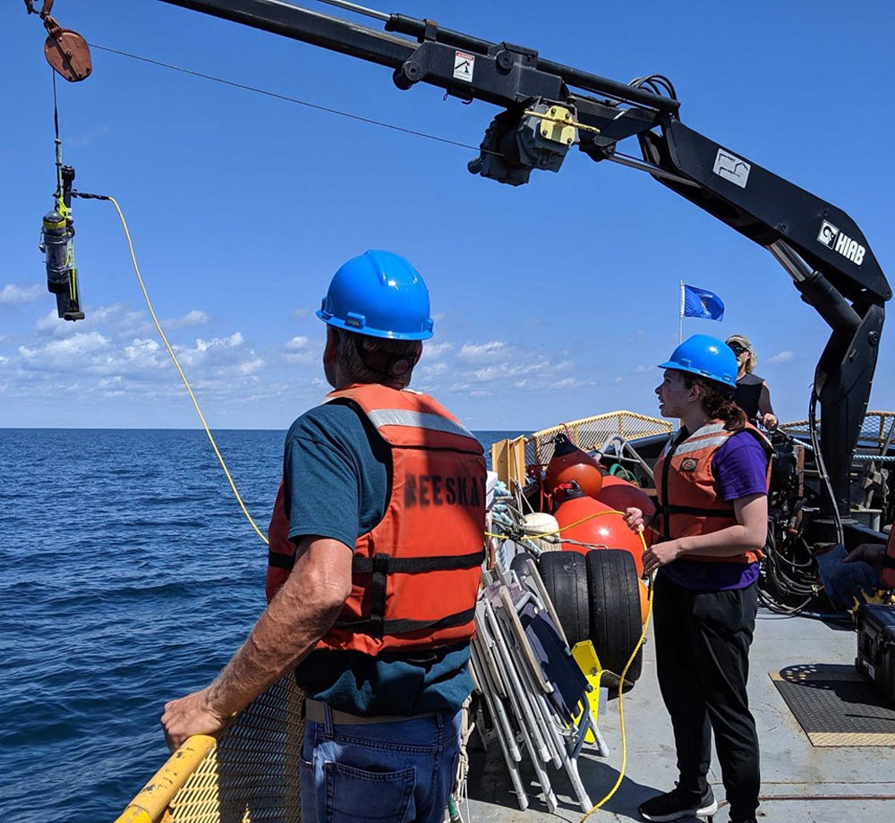 Scientists Hope To Find A Meteorite — At The Bottom Of Lake Michigan ...