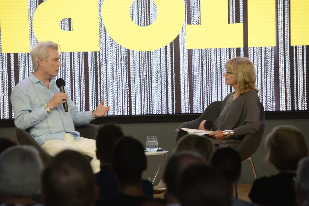 David Byrne's 'American Utopia' Takes Viewers On Musical Journey Of ...