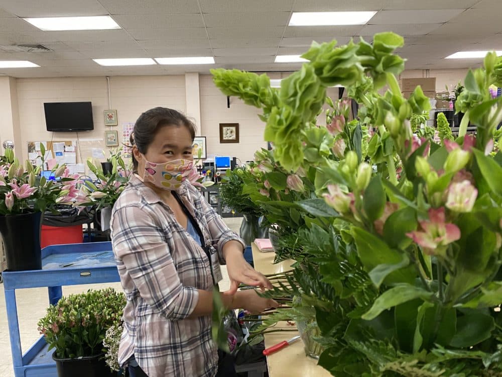 Honolulu Florist Reopens For Mother's Day Rush | Here & Now