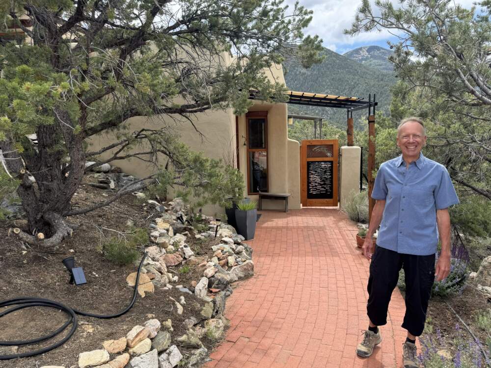 Green building meets Indigenous knowledge in Taos, New Mexico | NCPR News