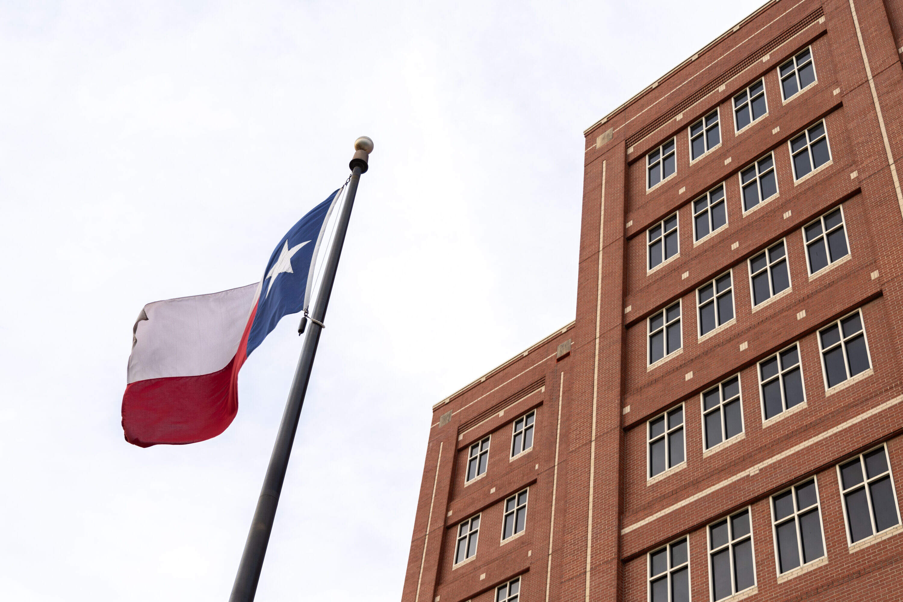 ‘The guards wouldn’t do anything:’ Houston families outraged over death ...