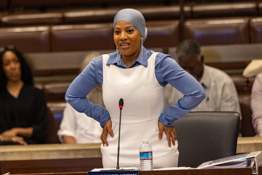 Awaiting sentencing in corruption case, Fernandes Anderson says goodbye at final Boston City ...