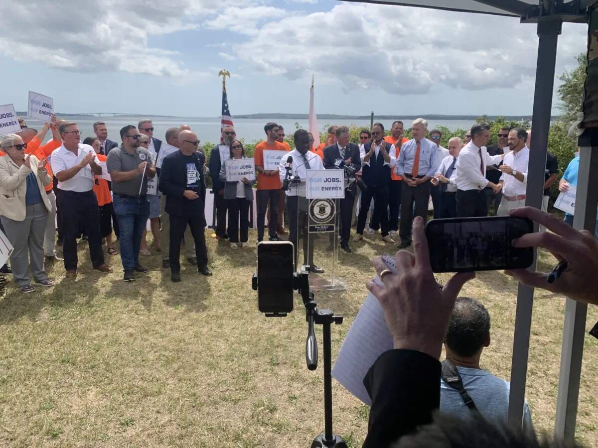 Rhode Island lawmakers tilt at windmills, hoping to save Revolution ...